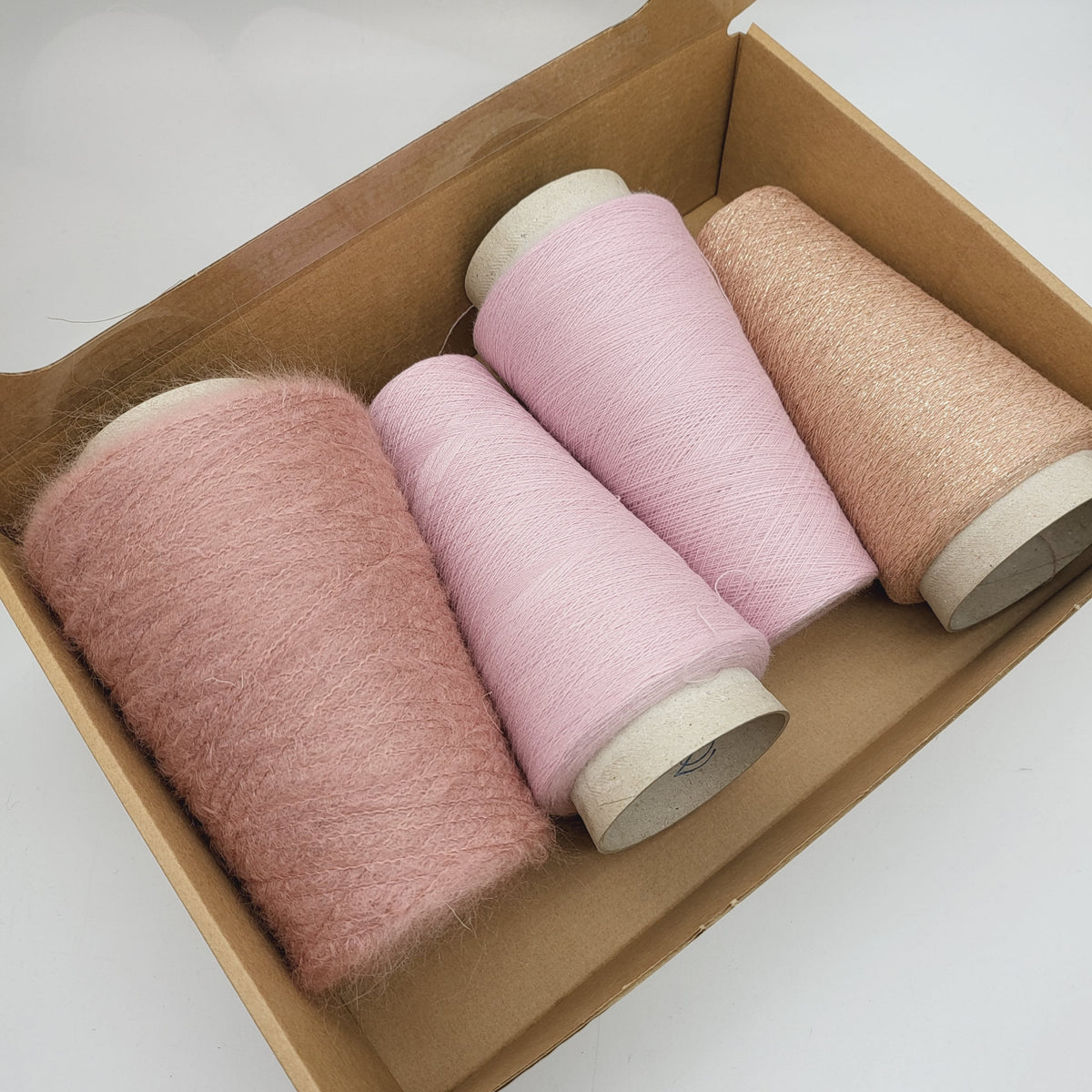PROJECT BOXES – Yarns from Italy